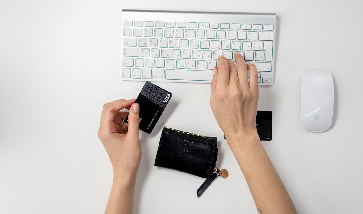 Digital Wallets And Banking Innovations Transform Insurance Payments ...